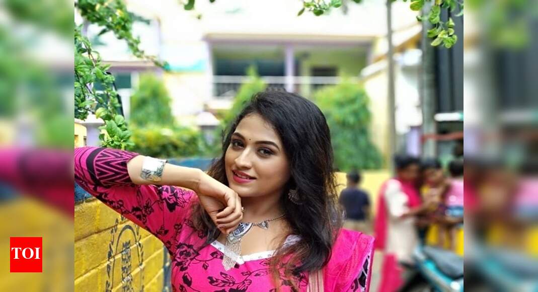 Actress Laboni Bhattacharjee bags a meaty role in ‘Ke Apon Ke Por ...