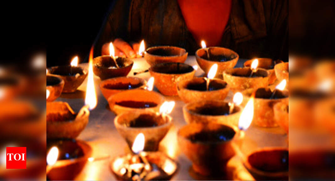 'Diya' inside high rise flat causes fire in Noida | Noida News - Times ...