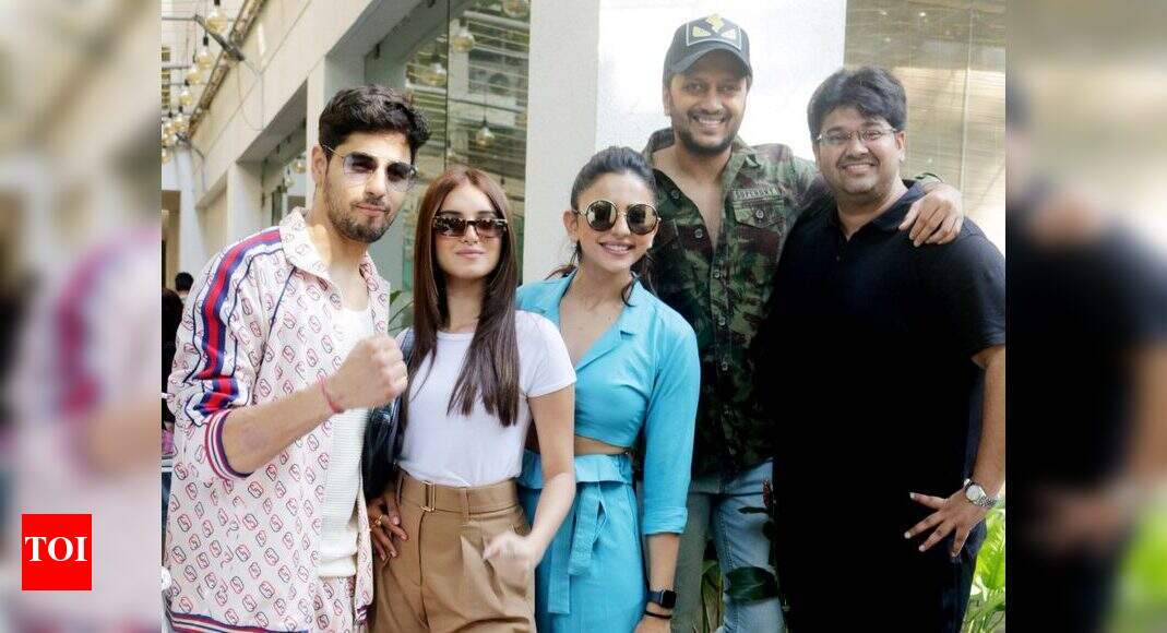 'Marjaavaan': Sidharth Malhotra, Tara Sutaria, Riteish Deshmukh, Anil ...