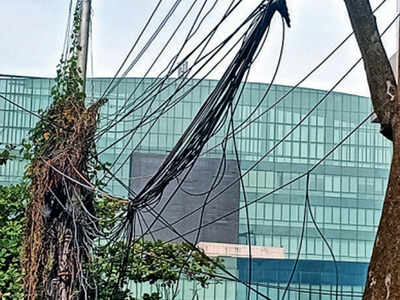 Kolkata: Cable-mukt skyline at Sector V pockets; underground ducts on ...
