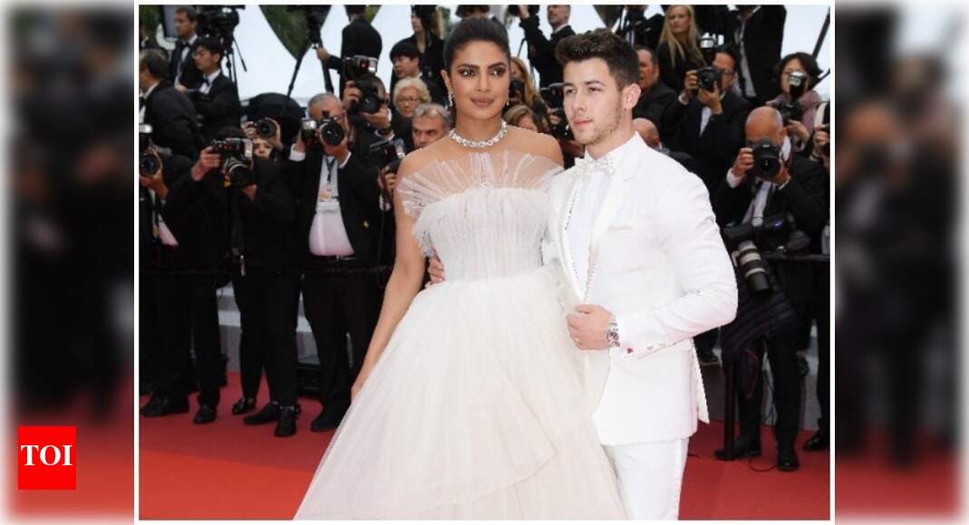 Priyanka Chopra Jonas’s pretty selfie gets a cute response from Nick ...