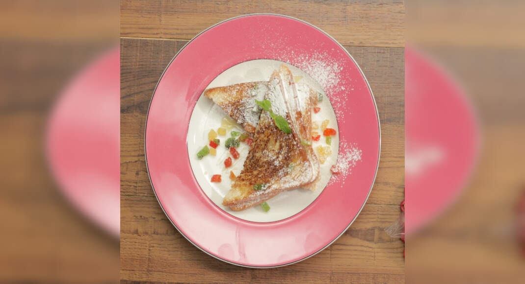 Chocolate Cheese Toast Recipe: How to Make Chocolate Cheese Toast ...