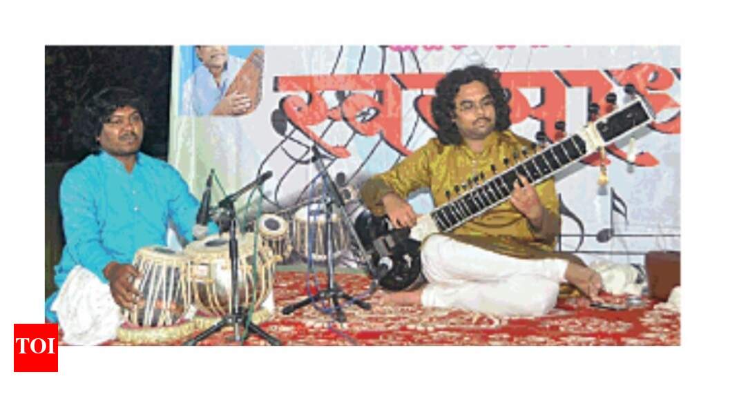 A mesmerizing satar performance | Events Movie News - Times of India