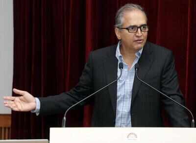 2 helps held for stealing Rs 21 lakh jewellery from Dr Devi Shetty’s ...