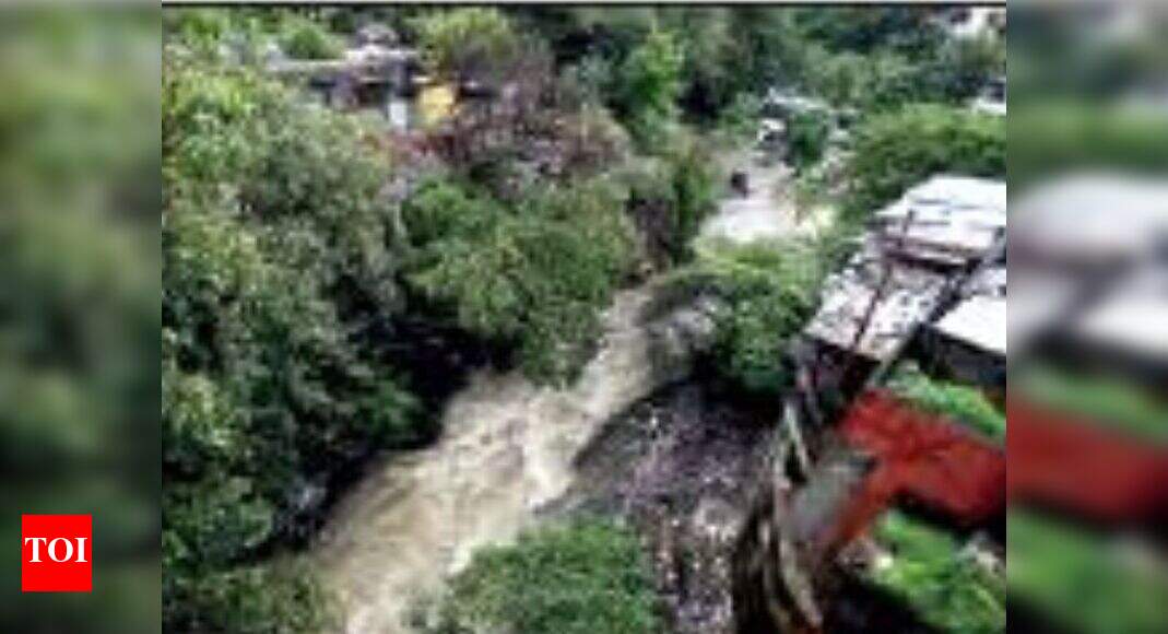 Maharashtra: Slum rehabilitation plan for September 25 deluge-hit along ...