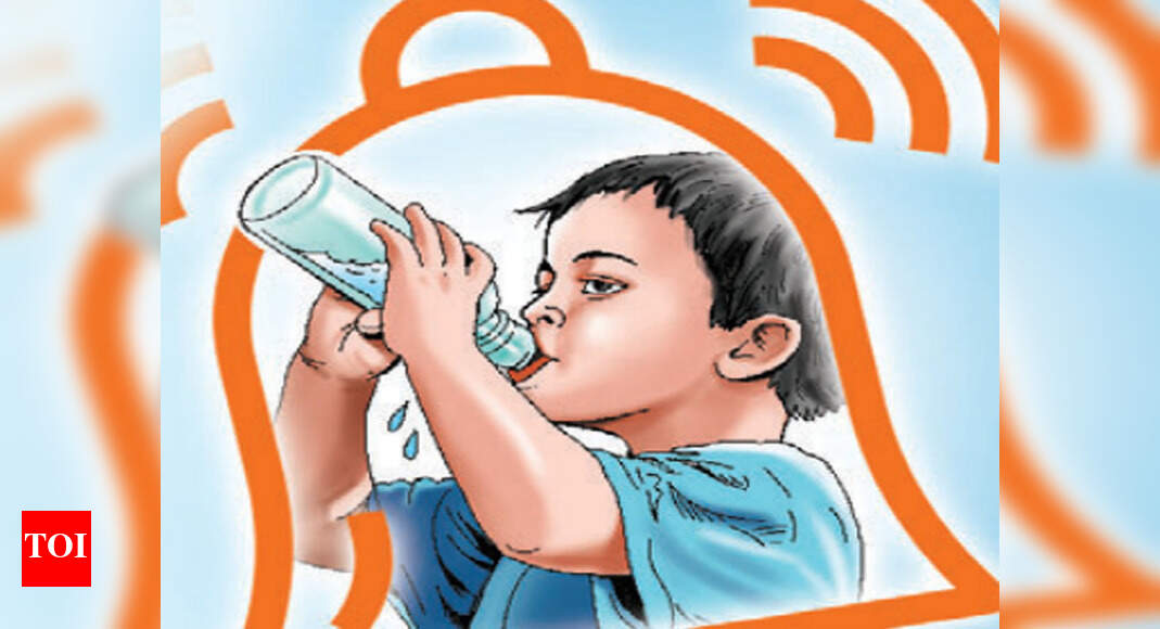 When kids forget to take a sip in class, schools will ring a reminder ...