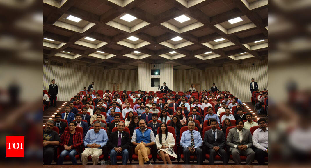 Solaris'19: IIM Udaipur’s Annual Management Fest concludes on high note ...