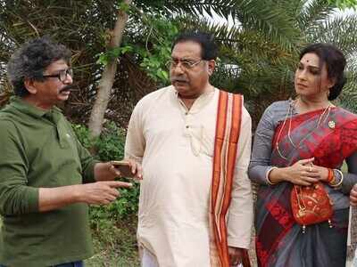 Rituparna ideal to play Bijaya: Nirmal Chakravarty on ‘Datta’ | Bengali ...