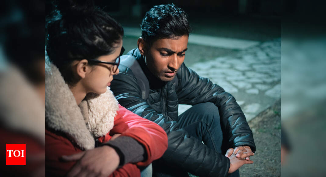 Is it okay to discuss your relationship problems with friends or family ...