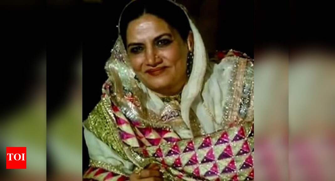 Shabana Azmi's mother Shaukat Kaifi passes away at 93 | Hindi Movie ...
