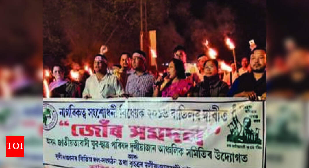 Protests, torch rallies across upper Assam against CAB | Guwahati News ...