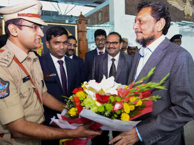 Andhra Pradesh: Supreme Court Chief Justice Sharad Arvind Bobde offers ...
