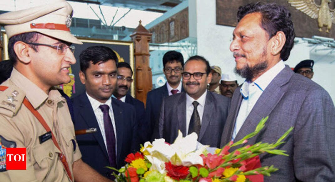 Andhra Pradesh: Supreme Court Chief Justice Sharad Arvind Bobde offers ...