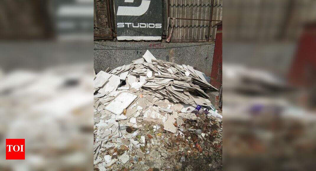 on the road clean dasbin - Times of India