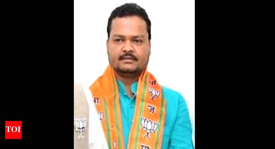 Bhopal: BJP MLA meets Jitu Patwari, makes cryptic remark on support ...