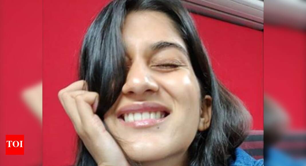 Photo: Deeksha Joshi flaunts her prettiest smile in latest Instagram ...