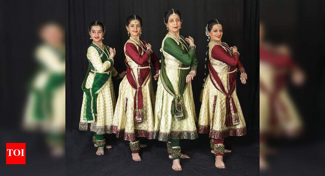 Traditional: ‘Nritya Dhaara’, a Kathak performance presented on stage ...