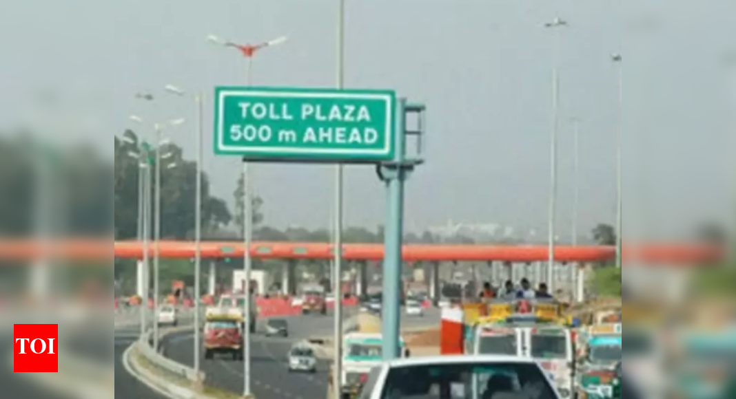 Freight startup BlackBuck offers free FASTags to truck owners - Times ...