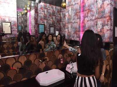 Why do women go to washrooms in a gang? - Times of India