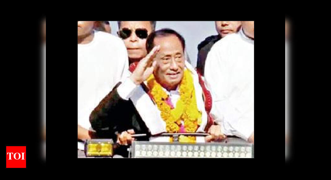 RK Meghen returns home after 44 years to hero's welcome | Imphal News ...