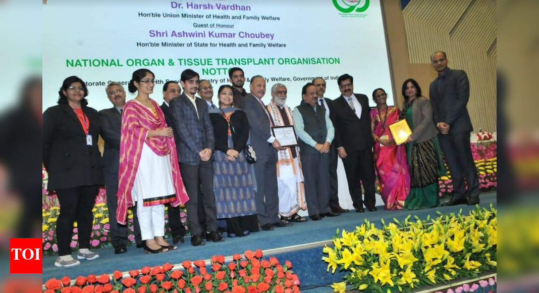 Pgimer Wins Two Awards: PGIMER gets best hospital, ROTTO awards ...