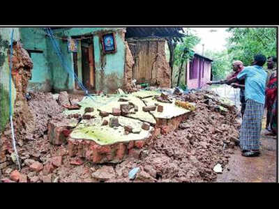 Tamil Nadu: Four die as delta districts hit by heavy rain, dams under ...