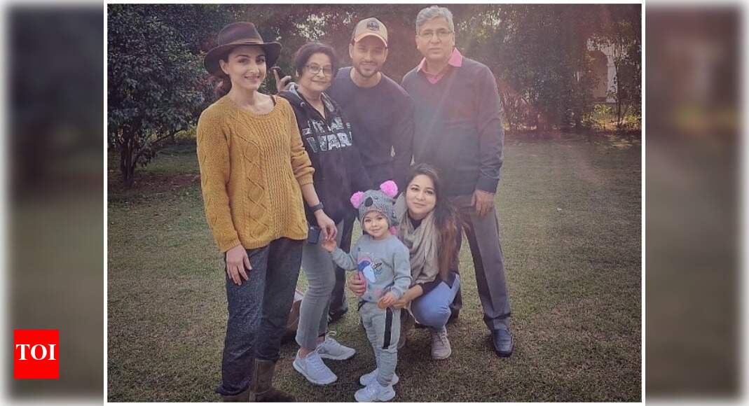 These family pictures of Kunal Kemmu will leave you with a smile ...
