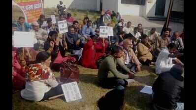 5,000 set to depose in Bike Bot scam | Noida News - Times of India