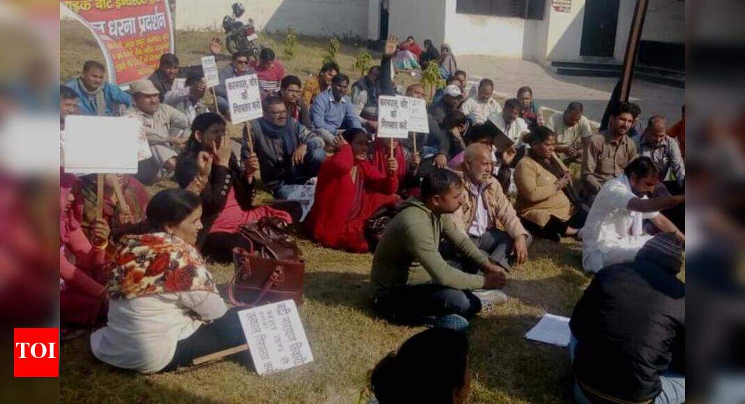 5,000 set to depose in Bike Bot scam | Noida News - Times of India