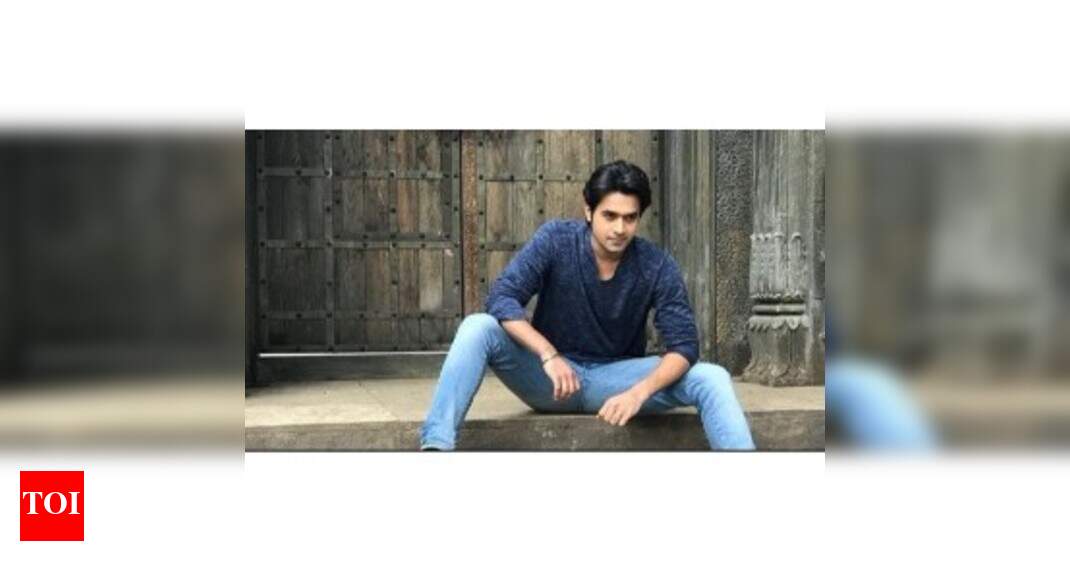 Sanket Pathak | undefined Movie News - Times of India