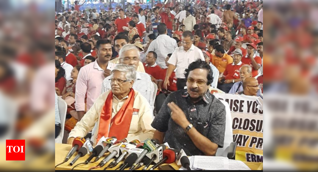 All India Railwaymen Federation, SRMU protest handing over of trains to ...