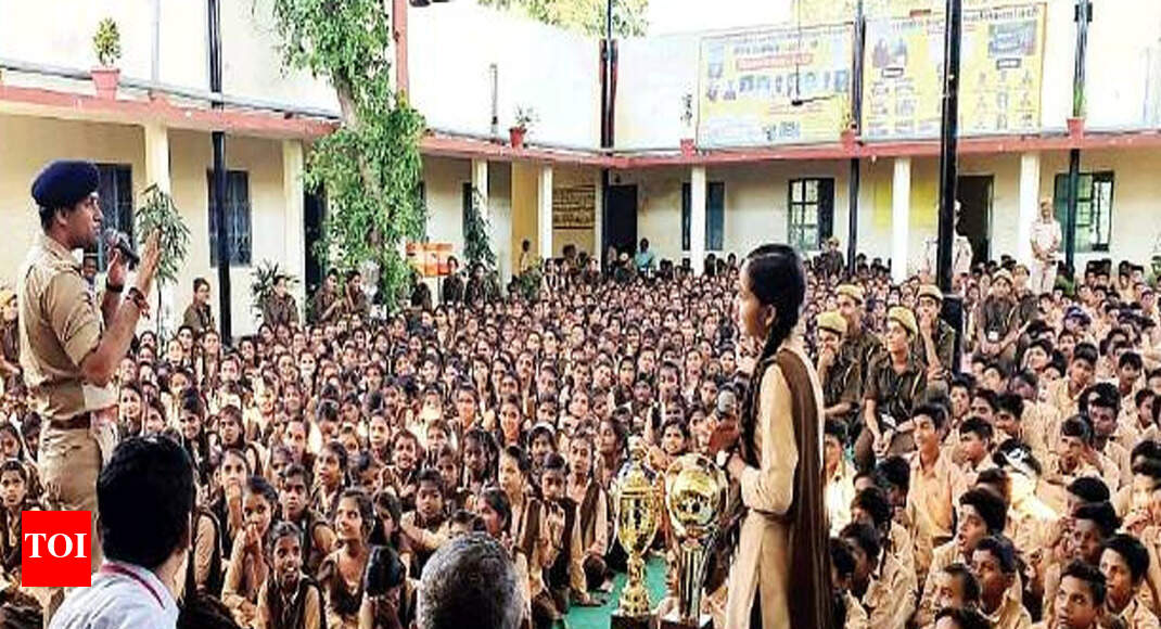 Rajasthan: Men in khaki turn good Samaritans for Dungarpur government ...