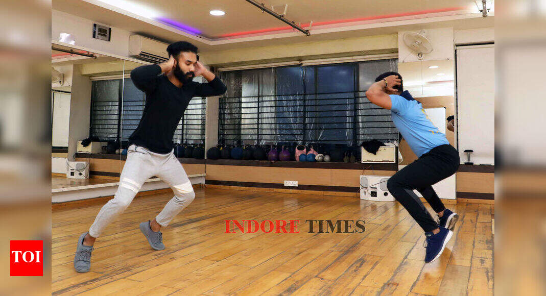 LIZARD: Imitating animal movements in the gym is the new fitness trend ...