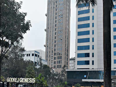 Kolkata: Techies in Salt Lake dupe US, UK citizens | Kolkata News ...