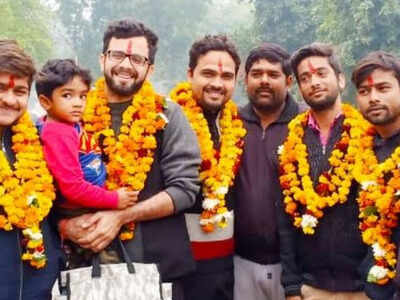 Blackening posters: 5 NSUI leaders get bail | Agra News - Times of India