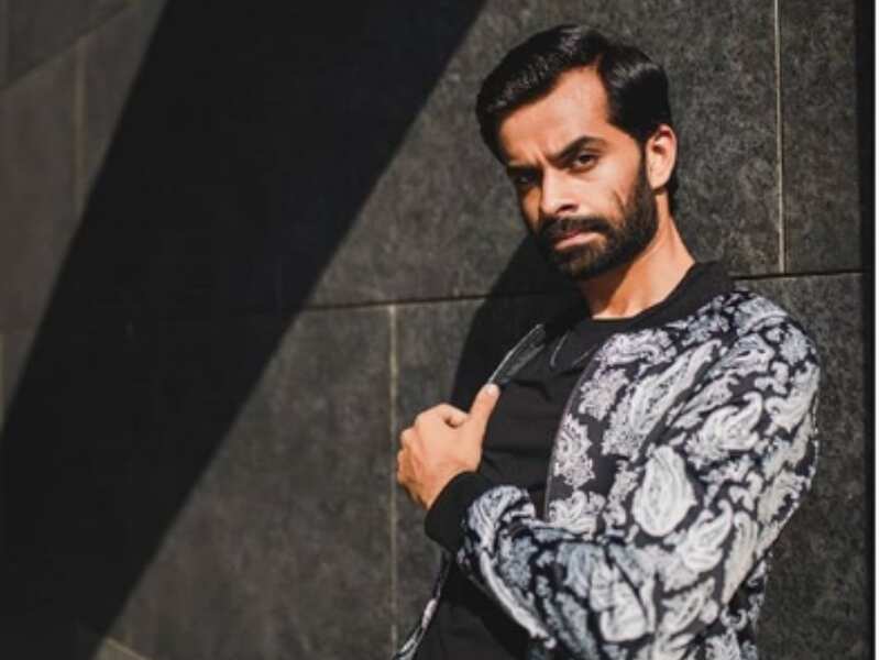 Yash Soni nails his cool-yet-classy look in his latest Instagram ...