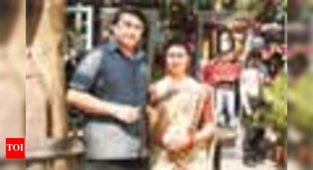 Mrs and Mr Sharma at EsselWorld - Times of India