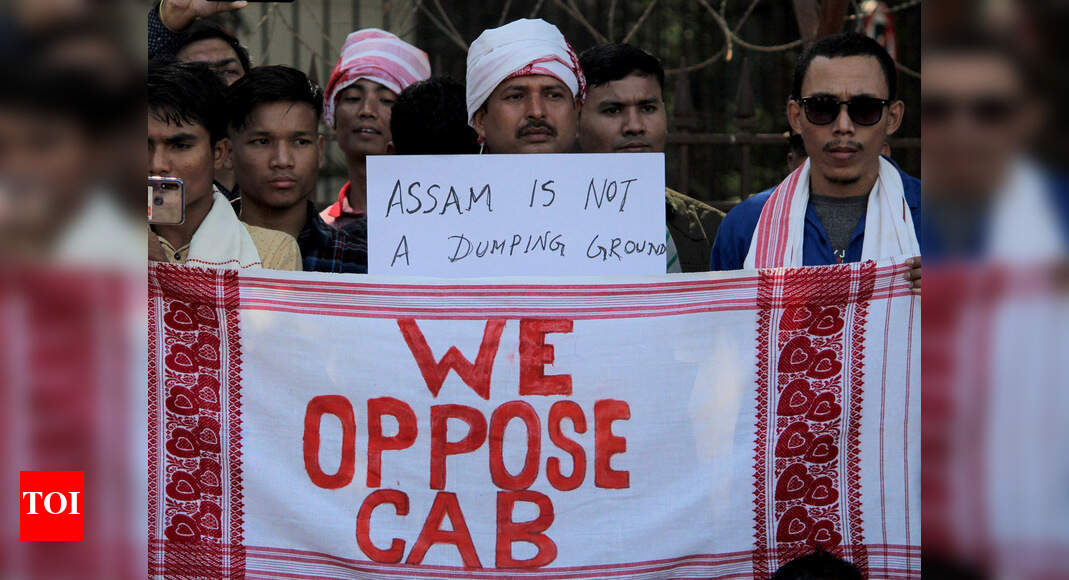 Members of Assamese community protest against Citizenship Act in Mumbai ...