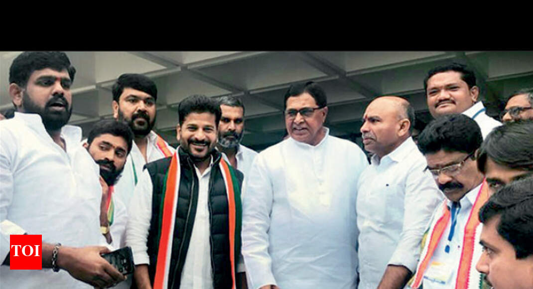 Reddy leaders in Telangana Congress decide to bury the hatchet ...