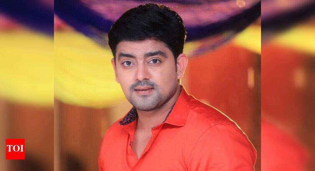 Tejas Gowda plays dual role in his first Kannada TV serial - Times of India