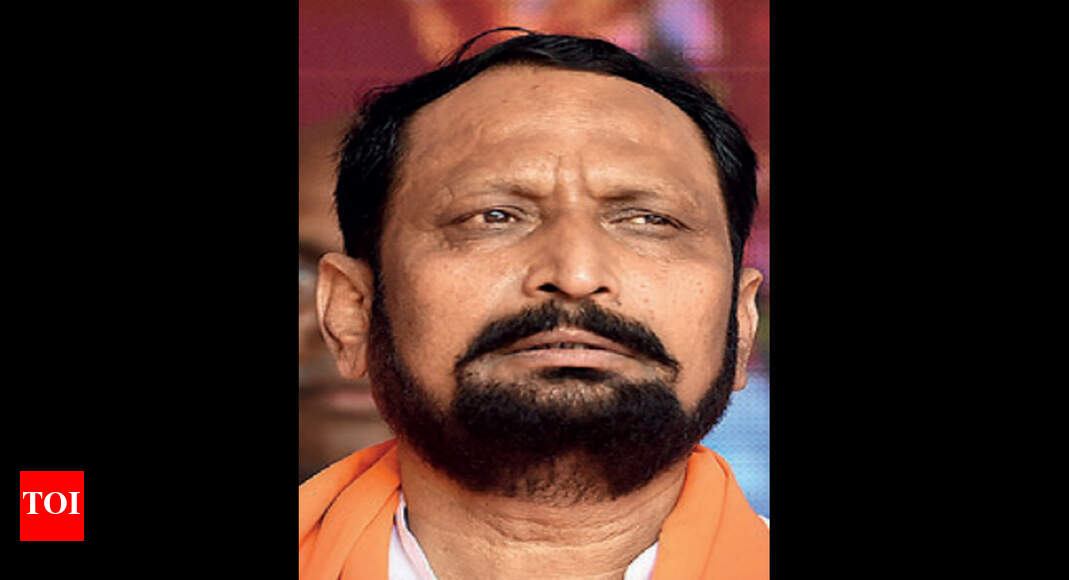 Laxman Savadi: Deputy CM Laxman Savadi faces uncertain future ...