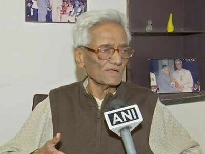 Urdu writer Mujtaba Hussain decides to return Padma Shri | India News ...