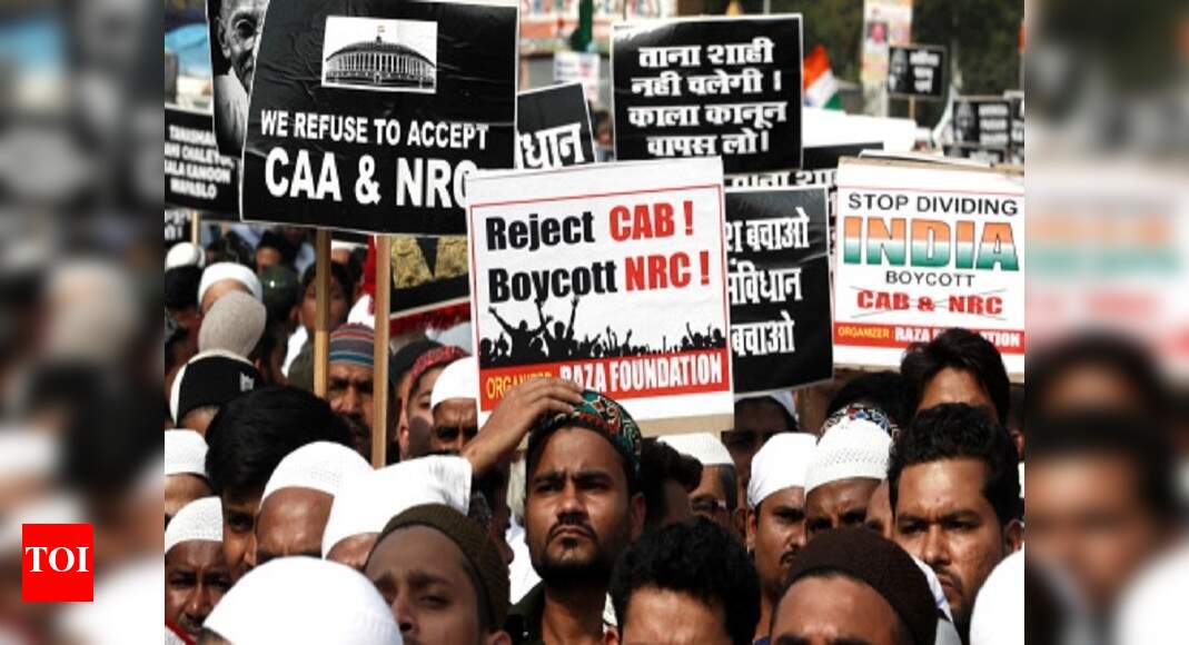 CAB Protest in Maharashtra: Buses stoned in Nanded, Beed in Maharashtra ...