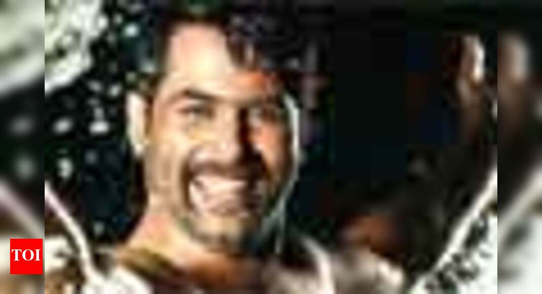 Aman loves playing a baddie - Times of India