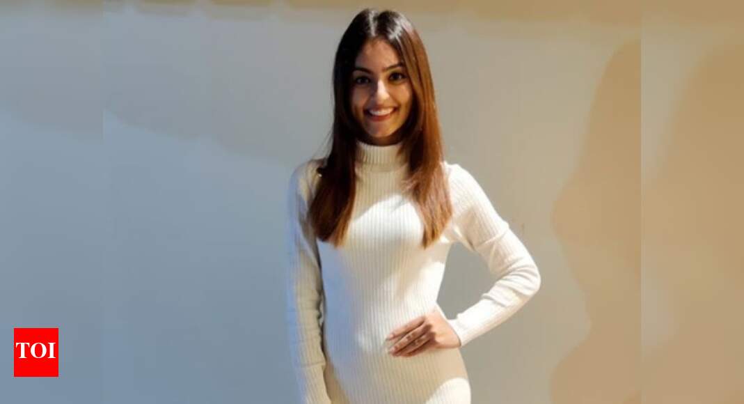 Photo: Maira Doshi stuns in a pearl white ensemble | Gujarati Movie ...