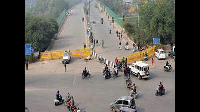 Kalindi Kunj Road closed indefinitely, Noida-Delhi commute is a ...