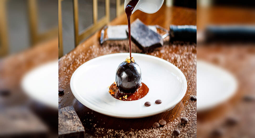 Chocolate and Almond Rum Ball Recipe: How to Make Chocolate and Almond ...