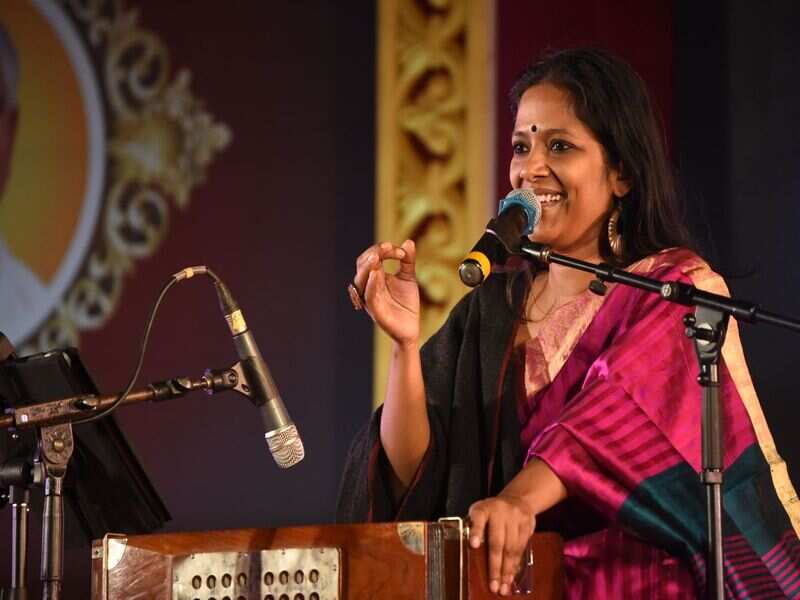 MD Pallavi graces Magi Utsav in Mysuru with a musical performance ...