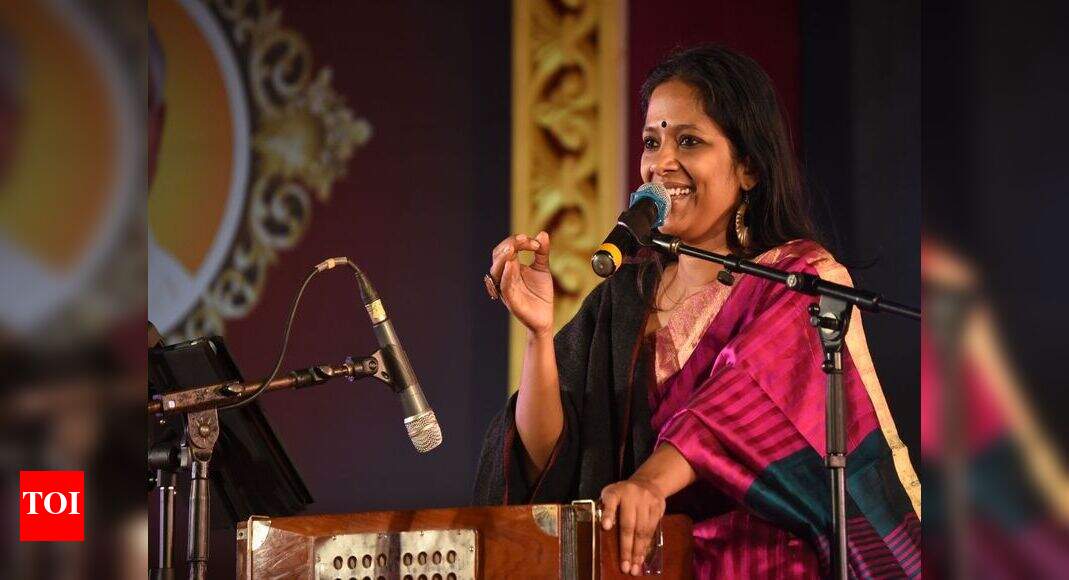 MD Pallavi graces Magi Utsav in Mysuru with a musical performance ...