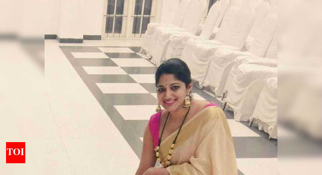 VJ Divya gets hitched | Tamil Movie News - Times of India